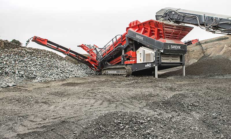 Premier Equipment | QE442 Tracked Scalper